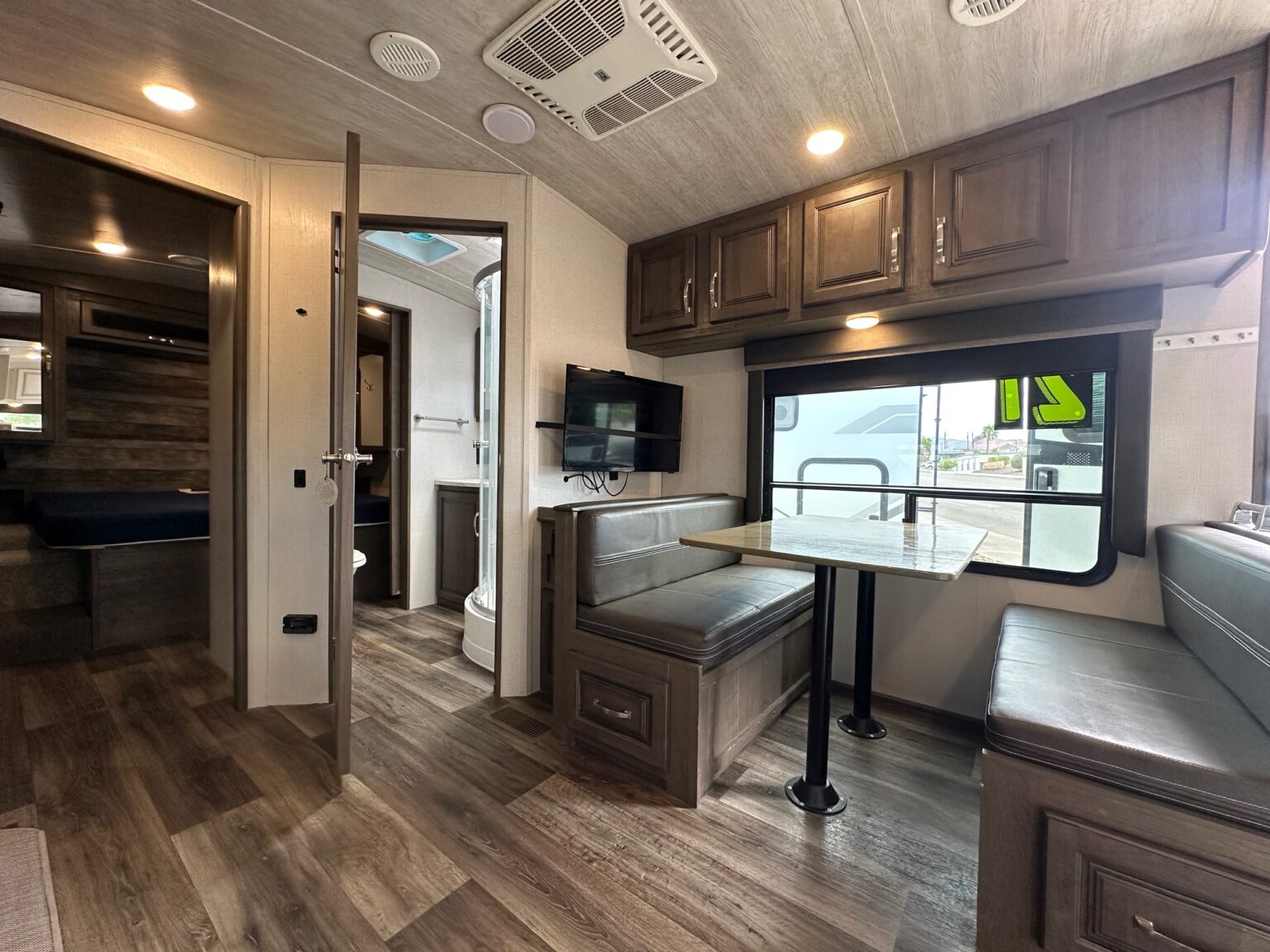 2021 Keystone Cougar 24SABWE travel trailer with solar! - First Class ...