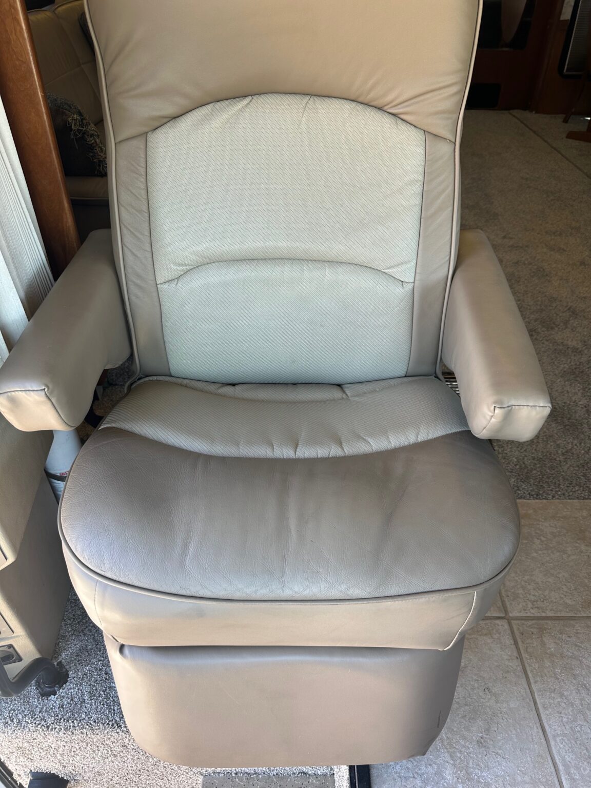 2006 Winnebago Vectra 40KD Class A Diesel Pusher Motorhome - First ...