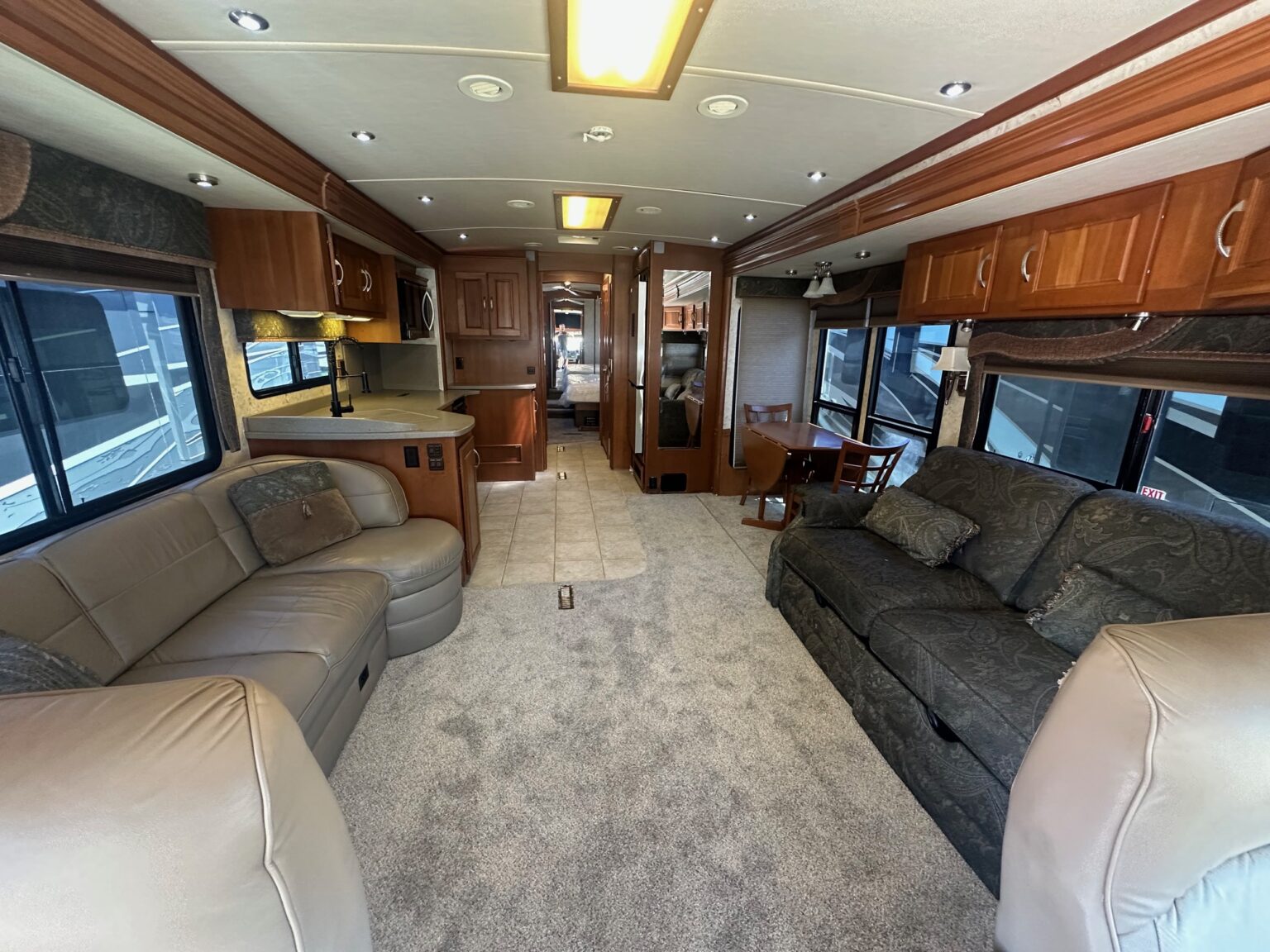 2006 Winnebago Vectra 40KD Class A Diesel Pusher Motorhome - First ...