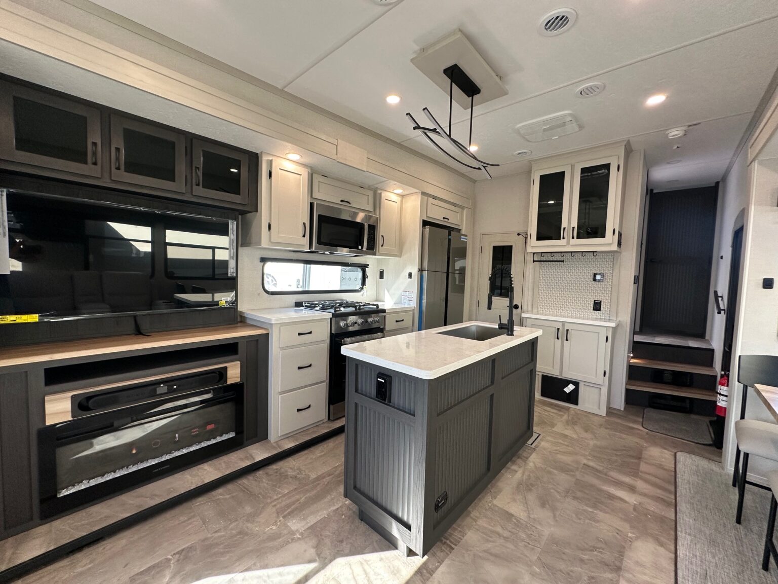 NEW 2026 Coachman Brookstone 290RL 5th Wheel - First Class RV & Marine