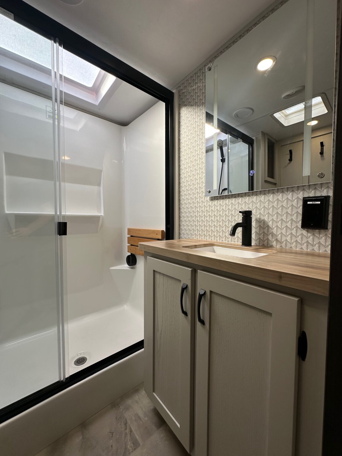 NEW 2026 Coachman Brookstone 290RL 5th Wheel - First Class RV & Marine